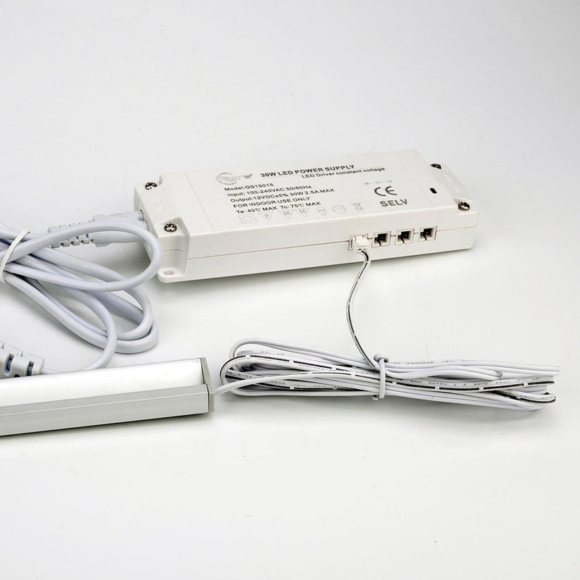Splitter Box and Driver, 30W, 6 Channels for 2411 and 2109 LED Linear Light